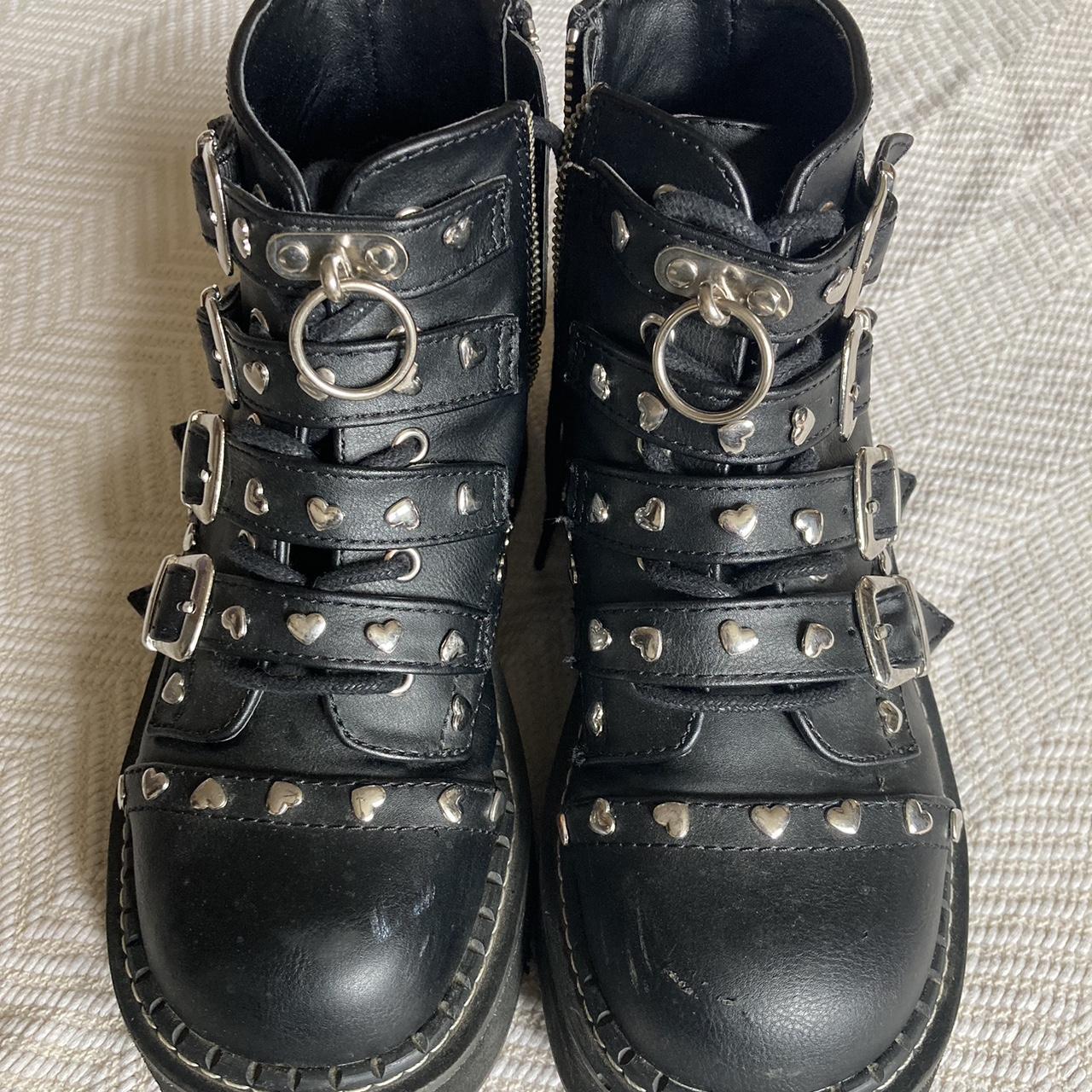 Demonia Emily-315 chunky platform boots Very loved... - Depop