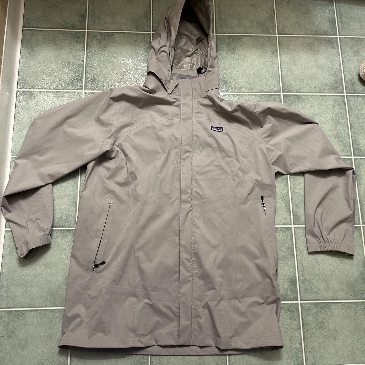 Patagonia Rain Jacket in excellent condition - Depop