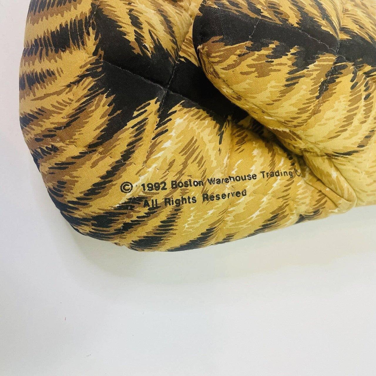 Vintage 1992 Cat Oven Mitt Boston Warehouse Tabby... - Depop