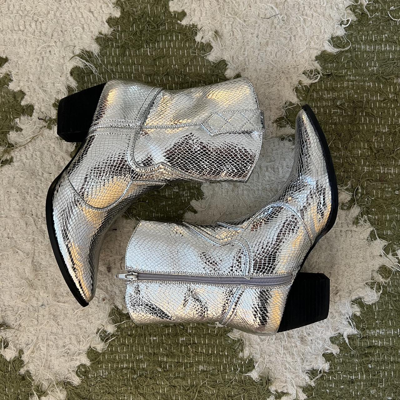 Women's Silver Boots | Depop