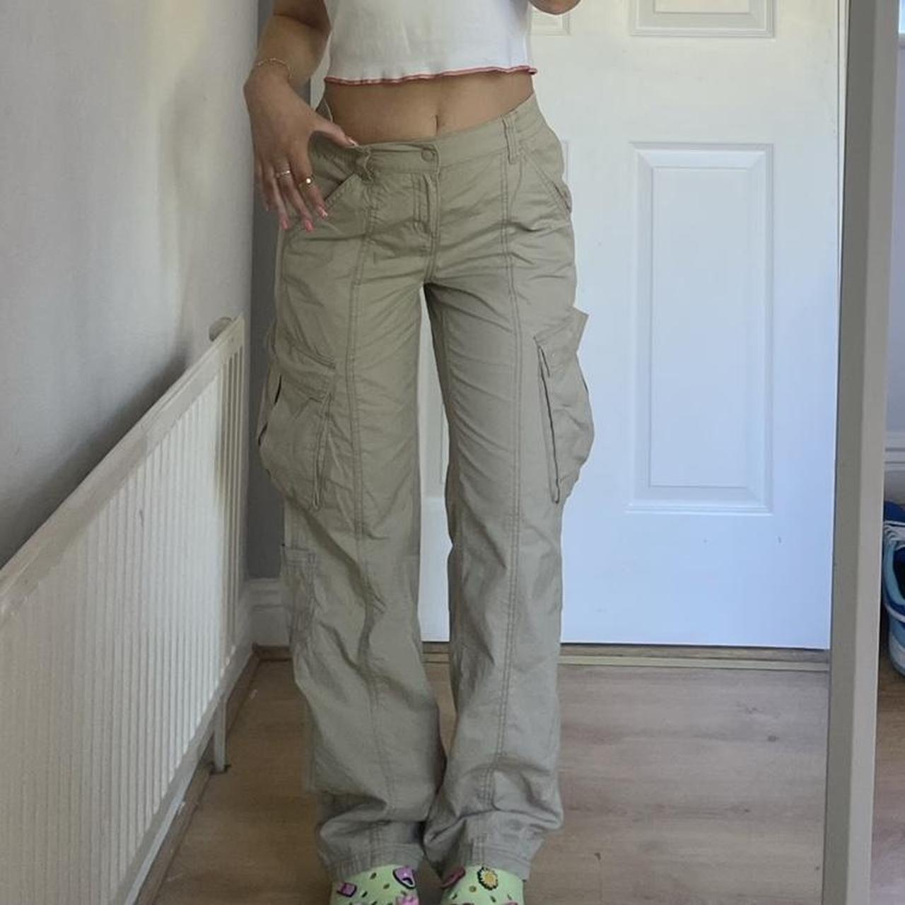 H&M beige low waist cargos with pockets. In good... - Depop