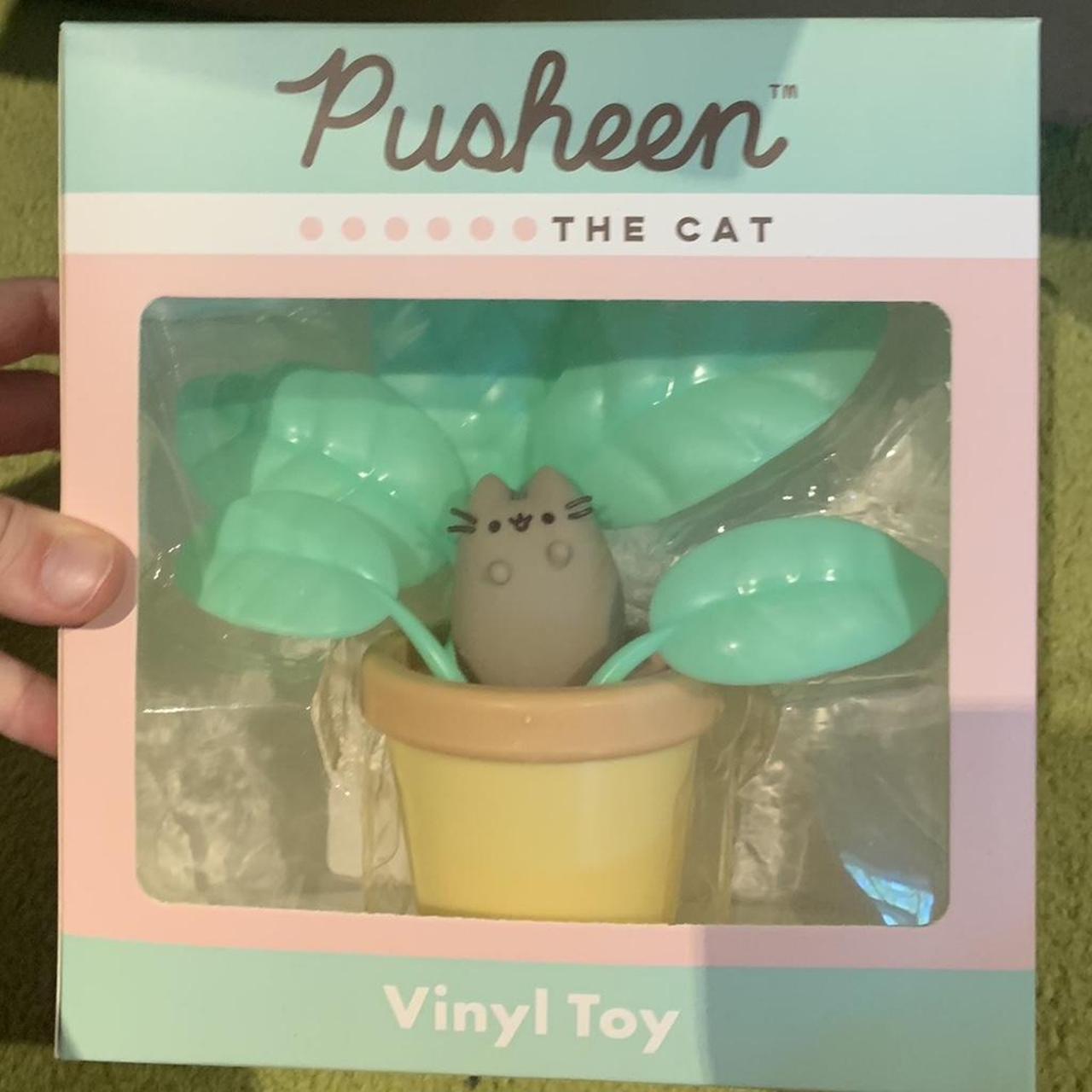 Pusheen Box House Plant vinyl figure new in... - Depop