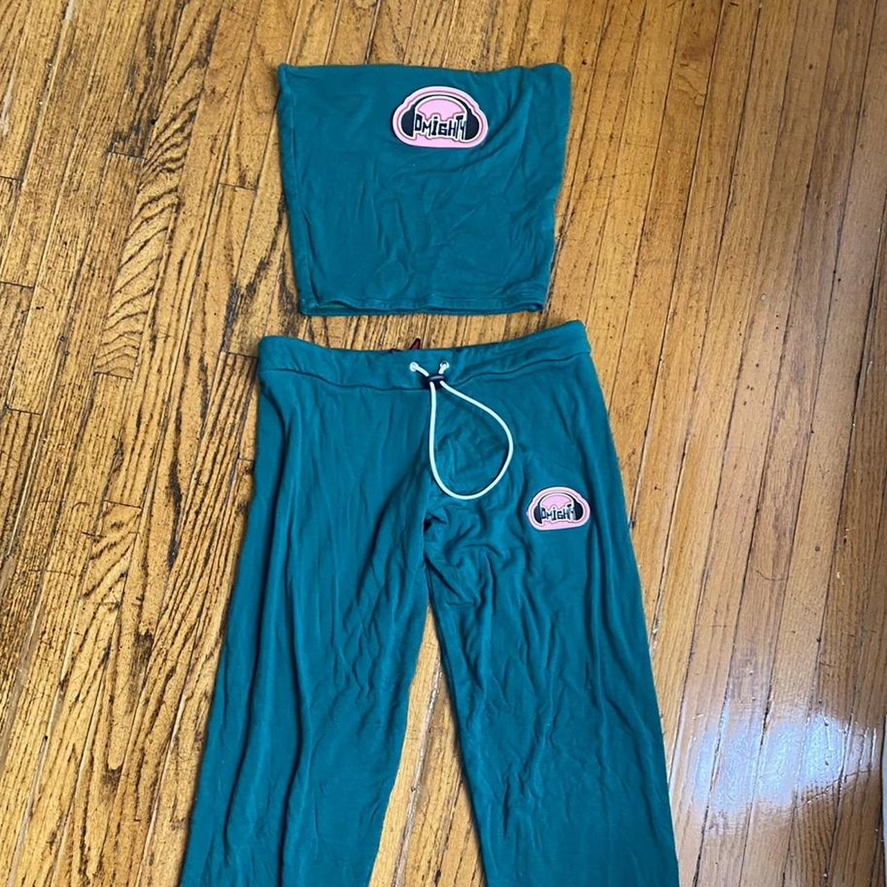 Green omighty matching set. Size xs - Depop