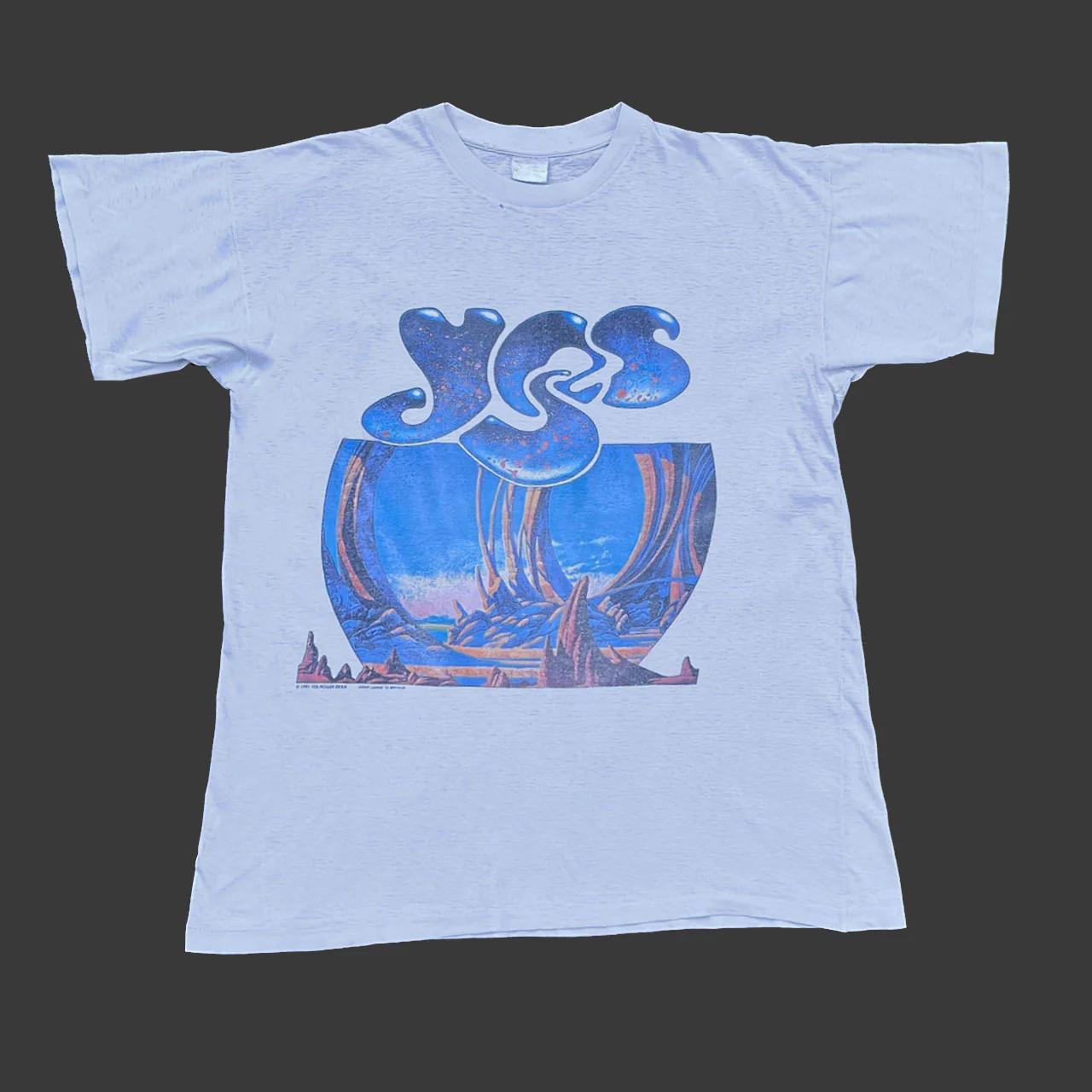 Vintage, original 1991 Yes band 'Union' world tour... - Depop