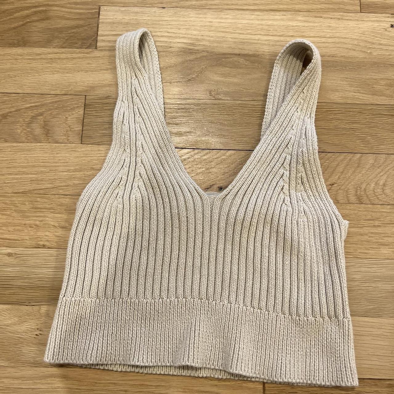 American Threads Women's Crop-top | Depop