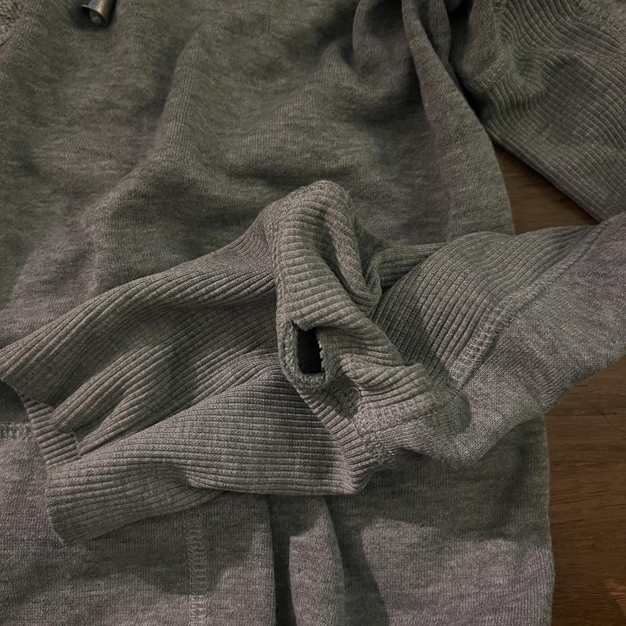 y2k 2000 “seven 7” zip up (dosent zip up) - Depop