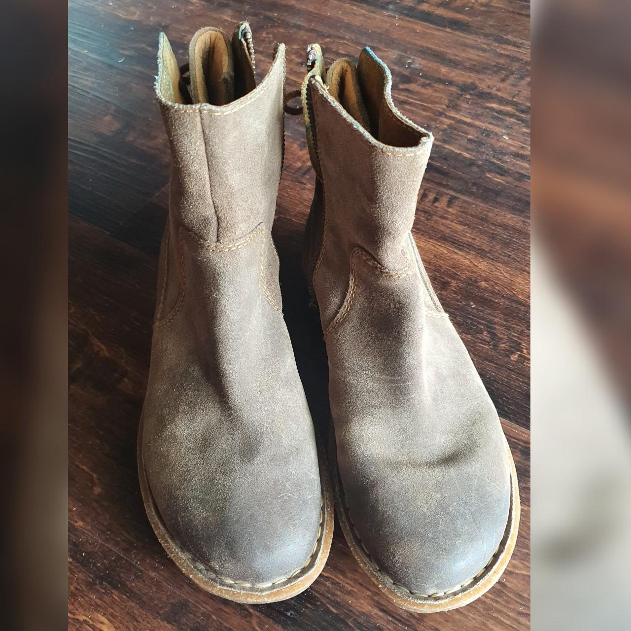 Super Cute rugged leather Börn Boots gently... - Depop