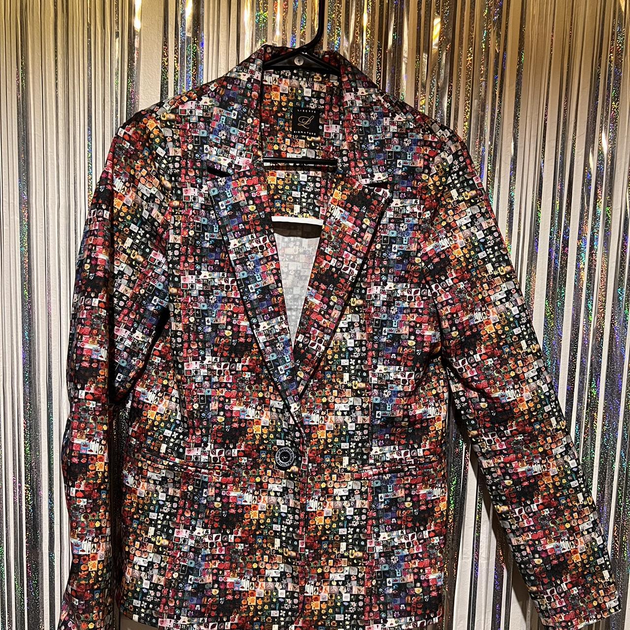 Amazing graphic floral blazer by Lisette Signature. ... - Depop