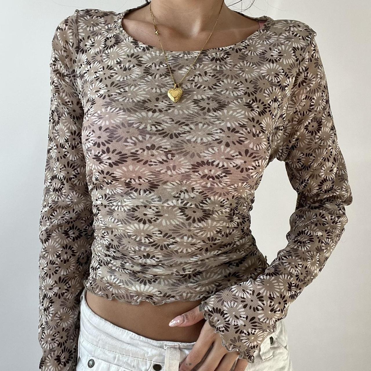 Bhs top 🧸🎀 white & tan 2000’s floral printed mesh top - Depop