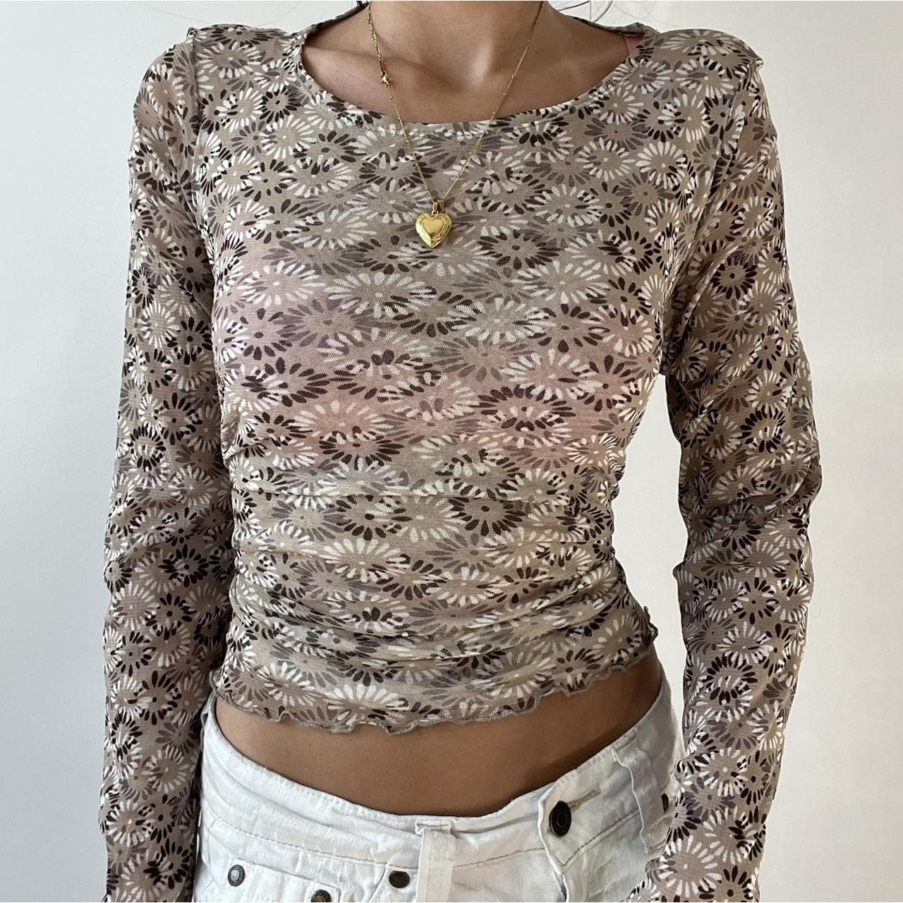 Bhs top 🧸🎀 white & tan 2000’s floral printed mesh top - Depop