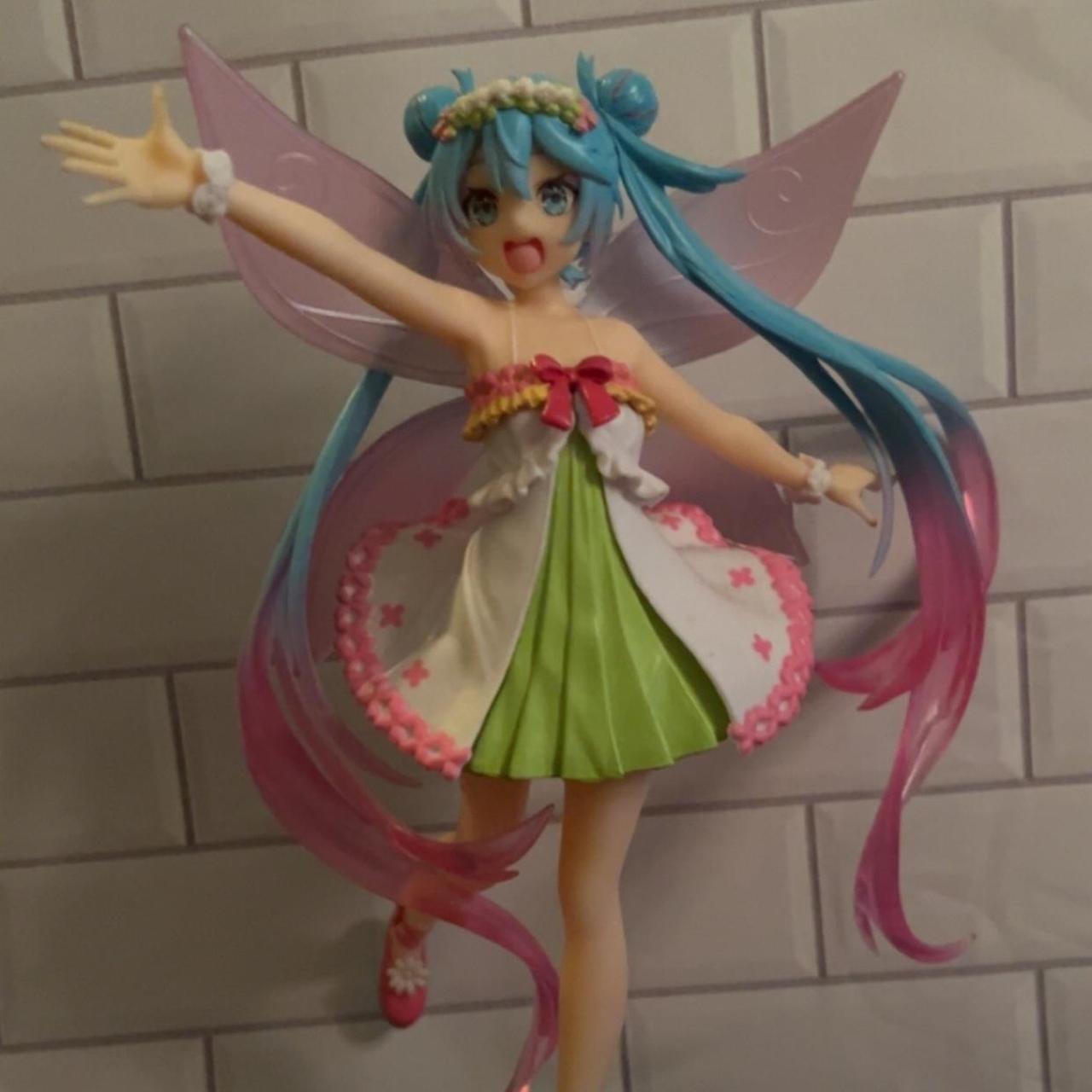 Hatsune Miku Spring/ Easter figure comes with no... - Depop