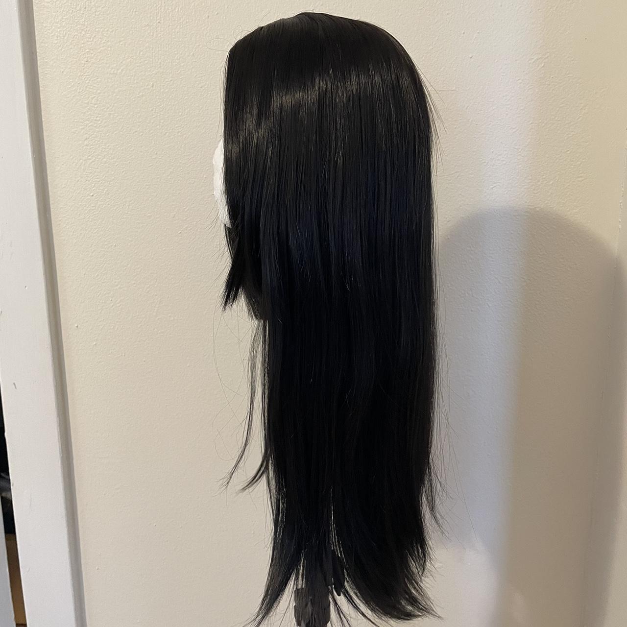 Straight black middle part wig. New and unstyled.... - Depop