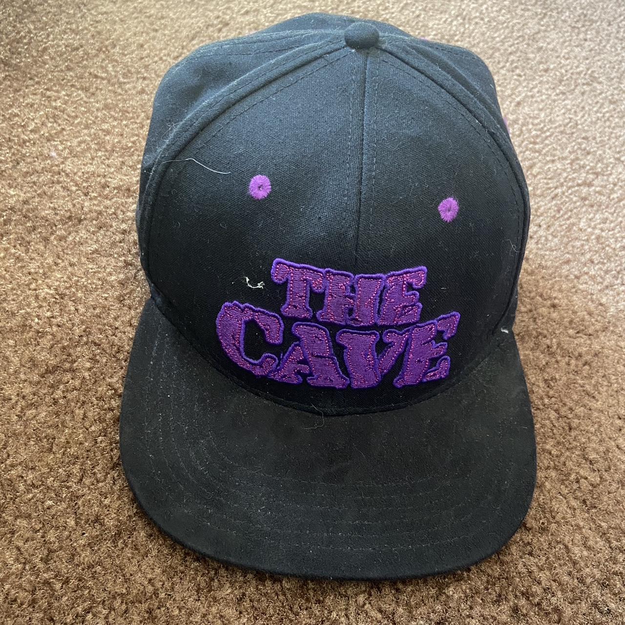 “The cave” hat/cap - Depop