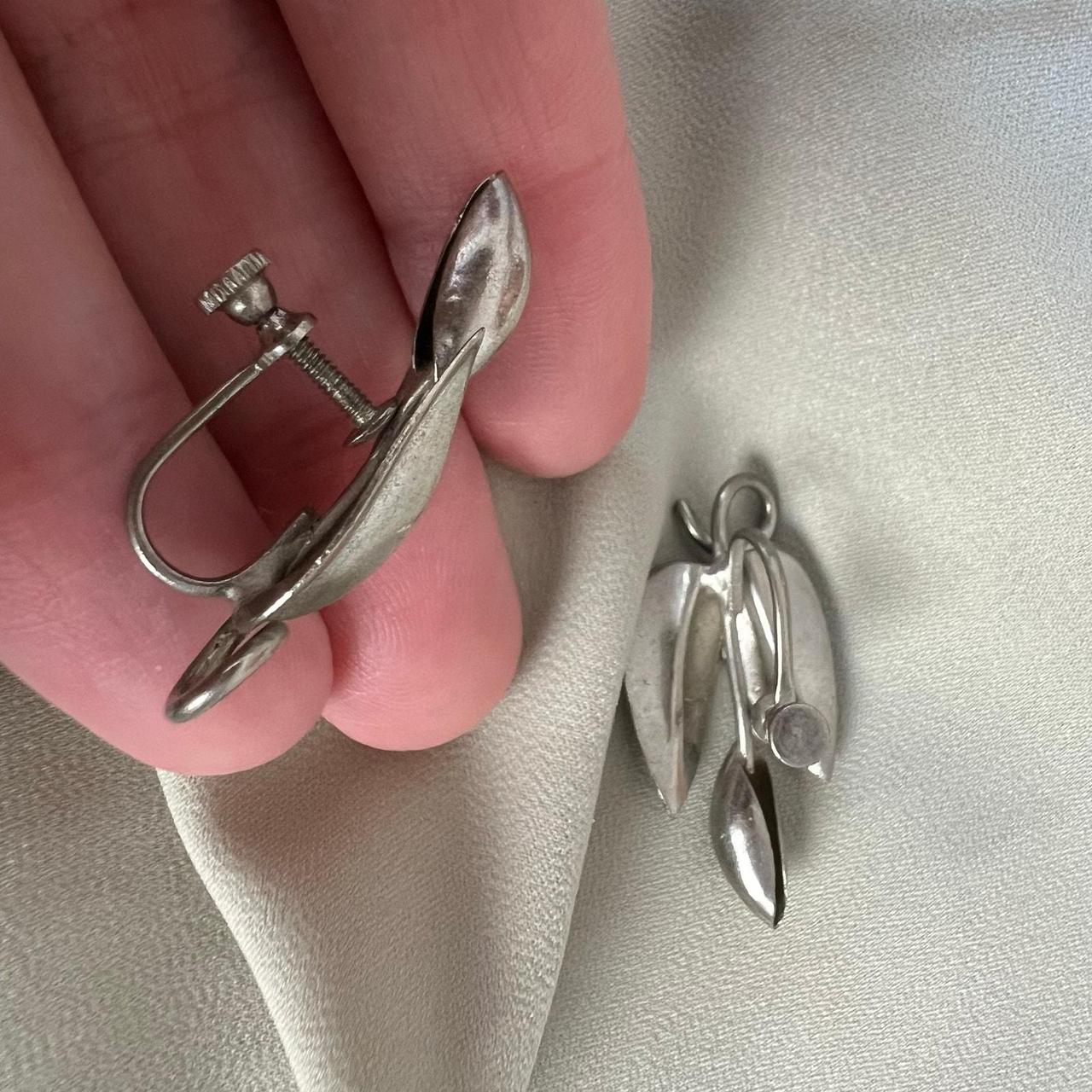 Vintage 50s Silver Tone Screw Back Tulip Flower Mid... | Depop