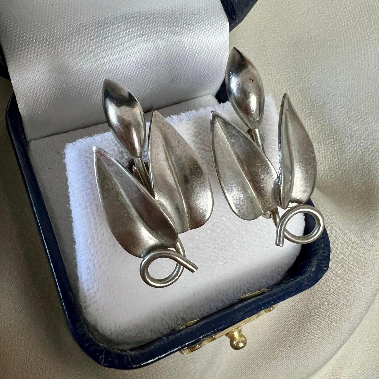 Vintage 50s Silver Tone Screw Back Tulip Flower Mid... | Depop