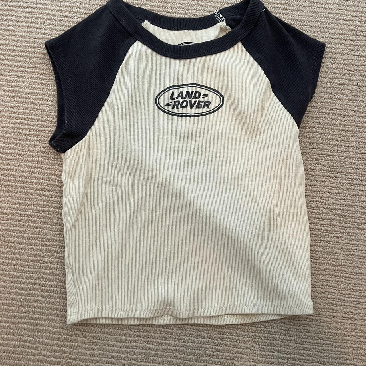 Land Rover pacsun collab tee! So cute and worn only... - Depop