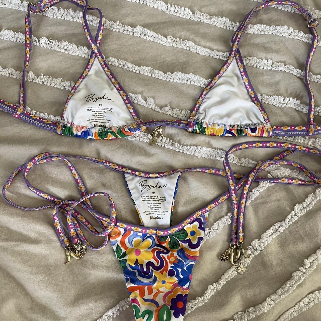 Bydee swim salsa set Size XS top and bottom - Depop