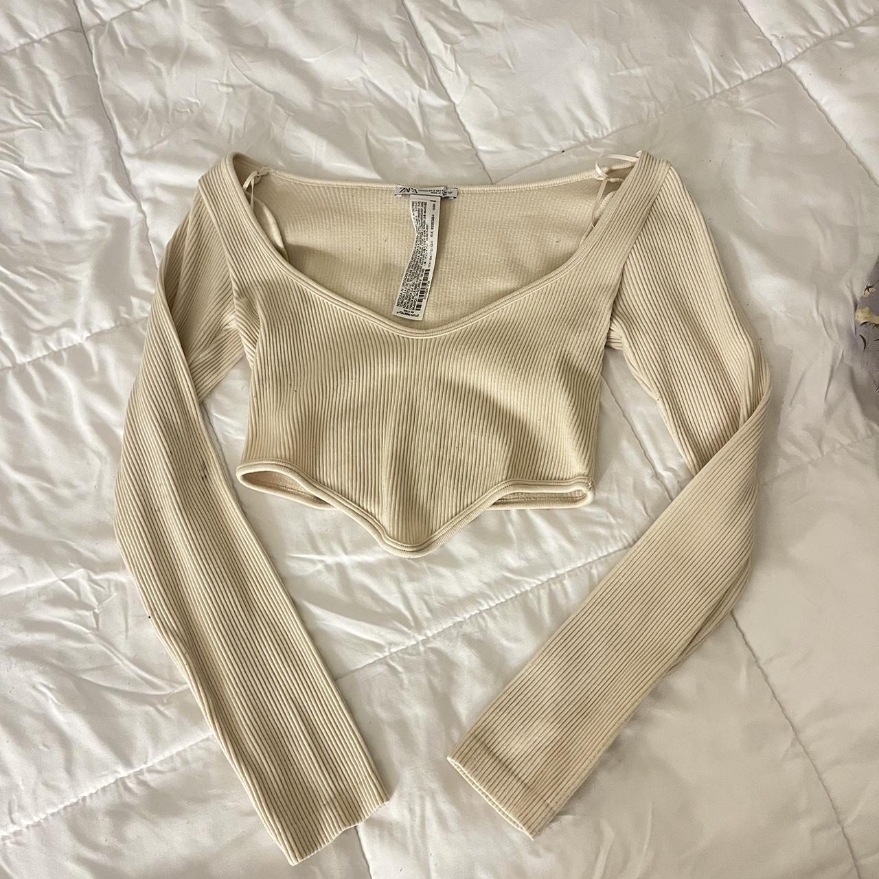 Zara Women's Cream and Tan Crop-top | Depop