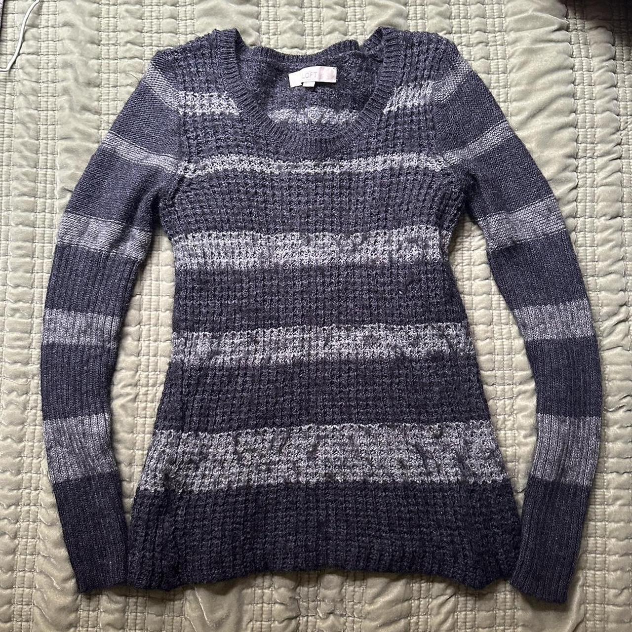 Black & gray striped sweater Flattering fit... - Depop