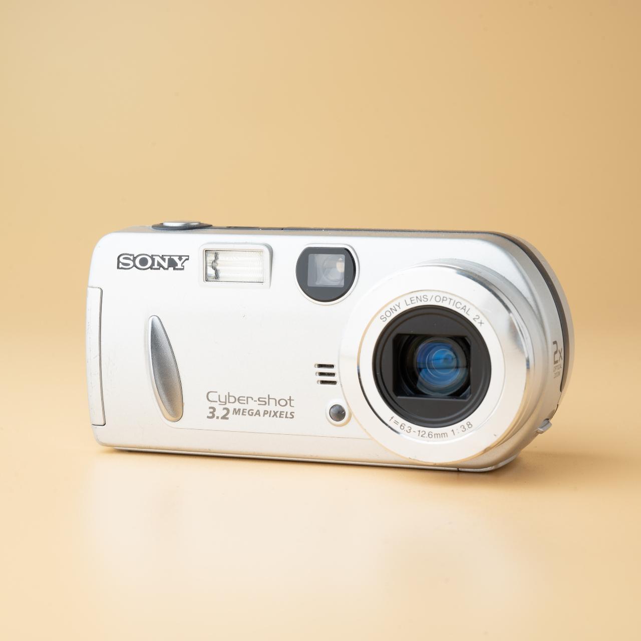 Sony Cybershot P52 Digital Camera Relive the '00s... - Depop