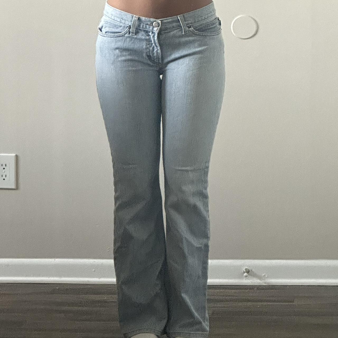 The perfect low rise jean size 27 - Depop