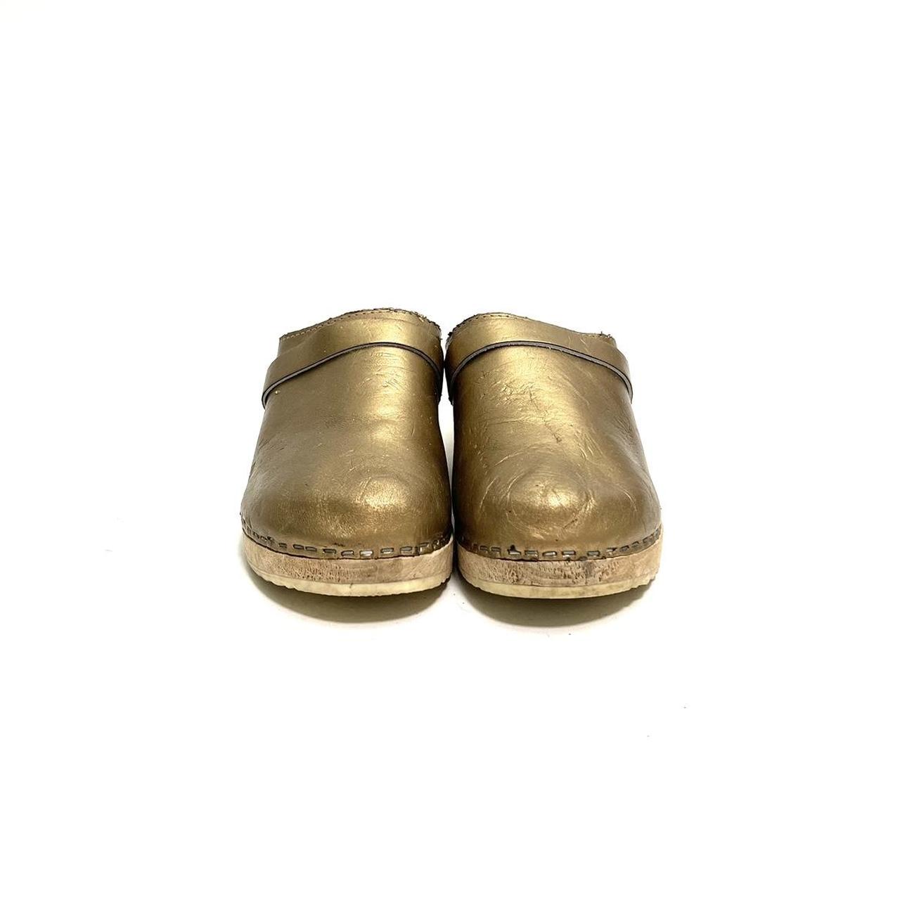Women's Gold Clogs | Depop