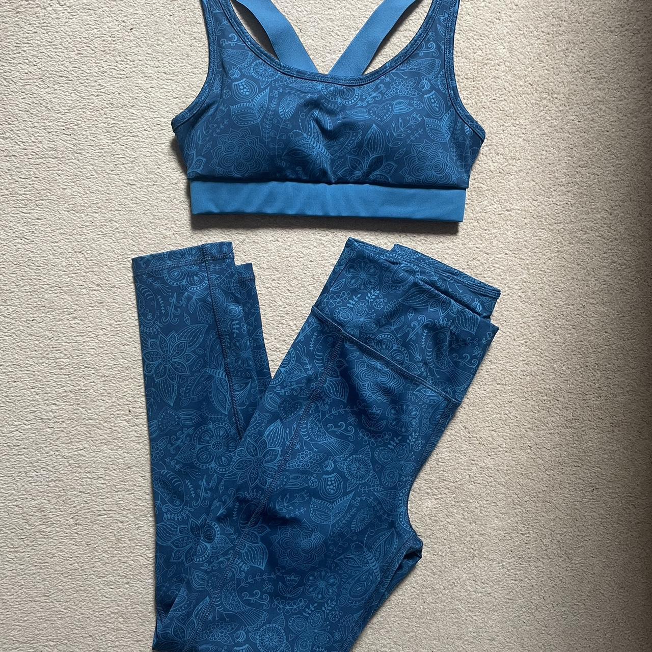 Turquoise blue workout set Bra has adjustable straps... - Depop