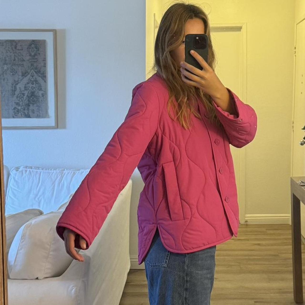 COS Pink quilted liner jacket with a boxy fit... - Depop