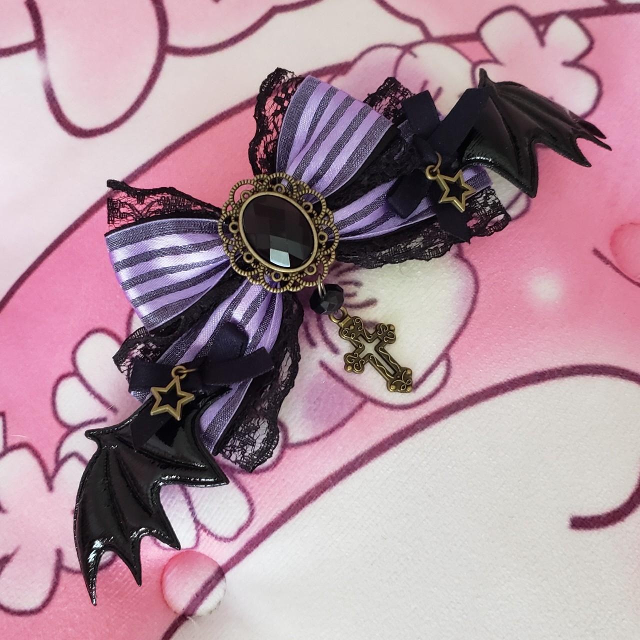 Super cute gothic lolita bow with an alligator clip~☆ - Depop