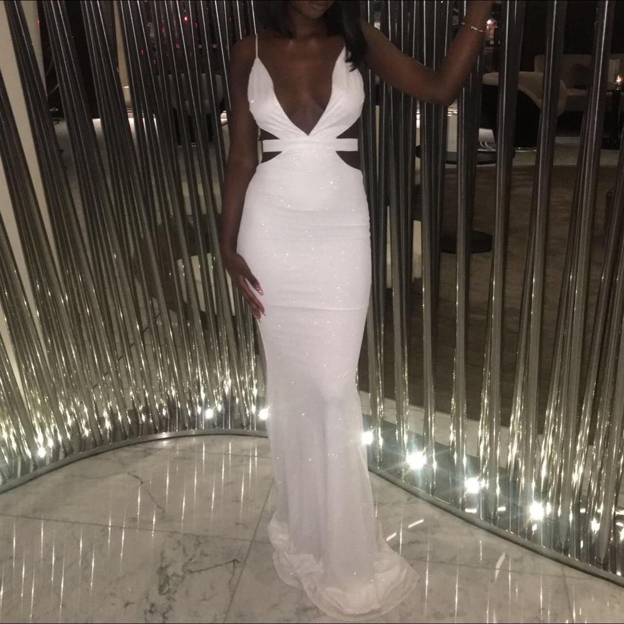 Beautiful dress from Meshki only worn for a few... - Depop