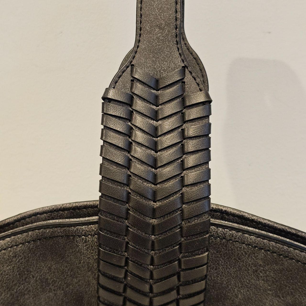 Elle Jae Gypset Marquesas Concha Crossbody in... | Depop