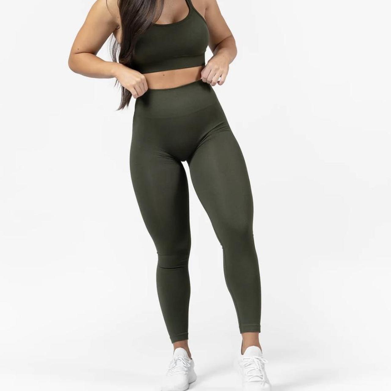 Gymreapers Legacy Scrunched Ranger Green Legging... - Depop