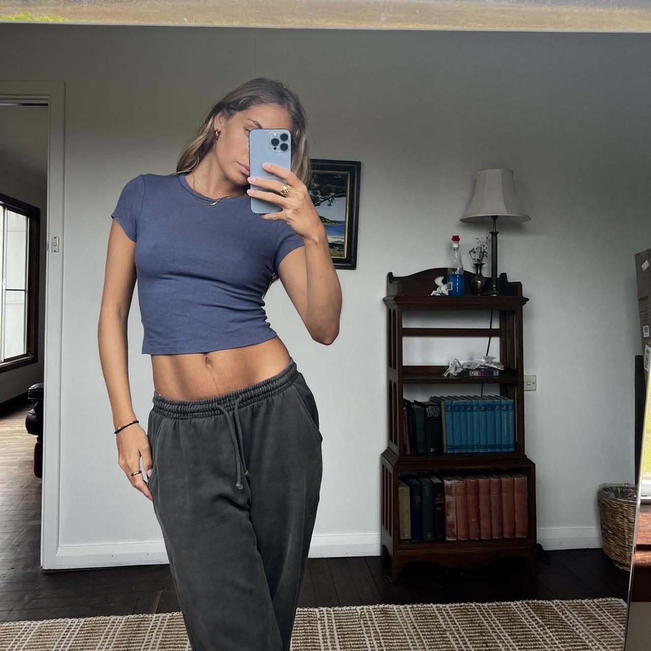 Perfect stranger basic tee Worn a handful of times - Depop