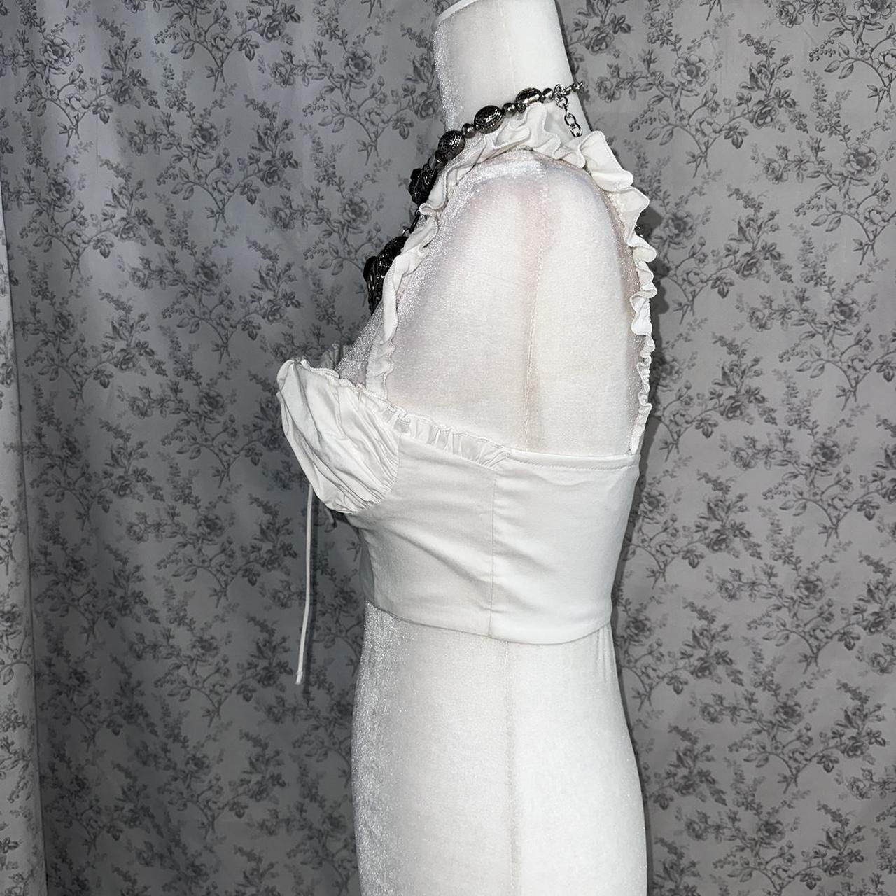 ⊱༻༺⊰ ⊱༻༺⊰ ⊱༻༺⊰ ⊱༻༺⊰ ⊱༻༺⊰ ♱ white clam shell top with... - Depop