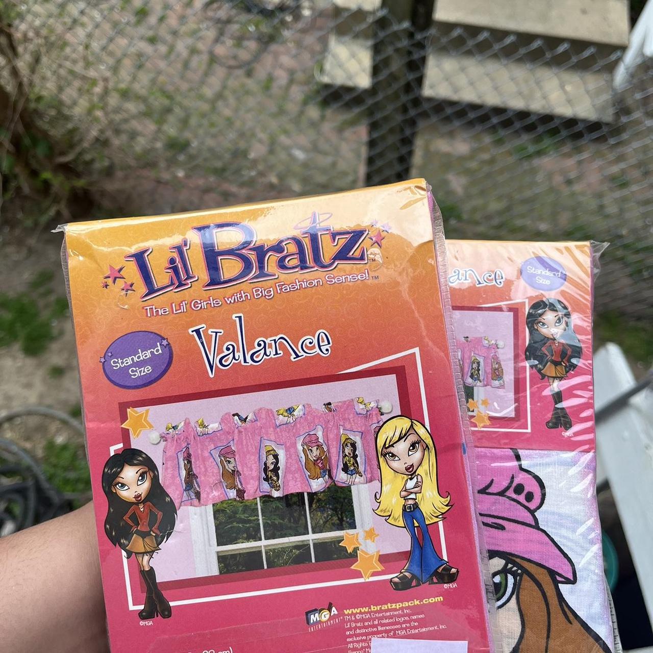 Bratz Pink and Orange Decor-home-accesories | Depop