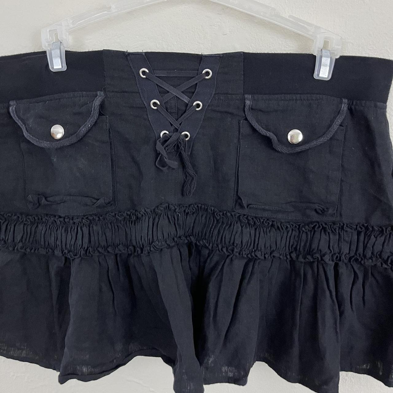 y2k black ruffle low rise mini skirt Size medium... - Depop