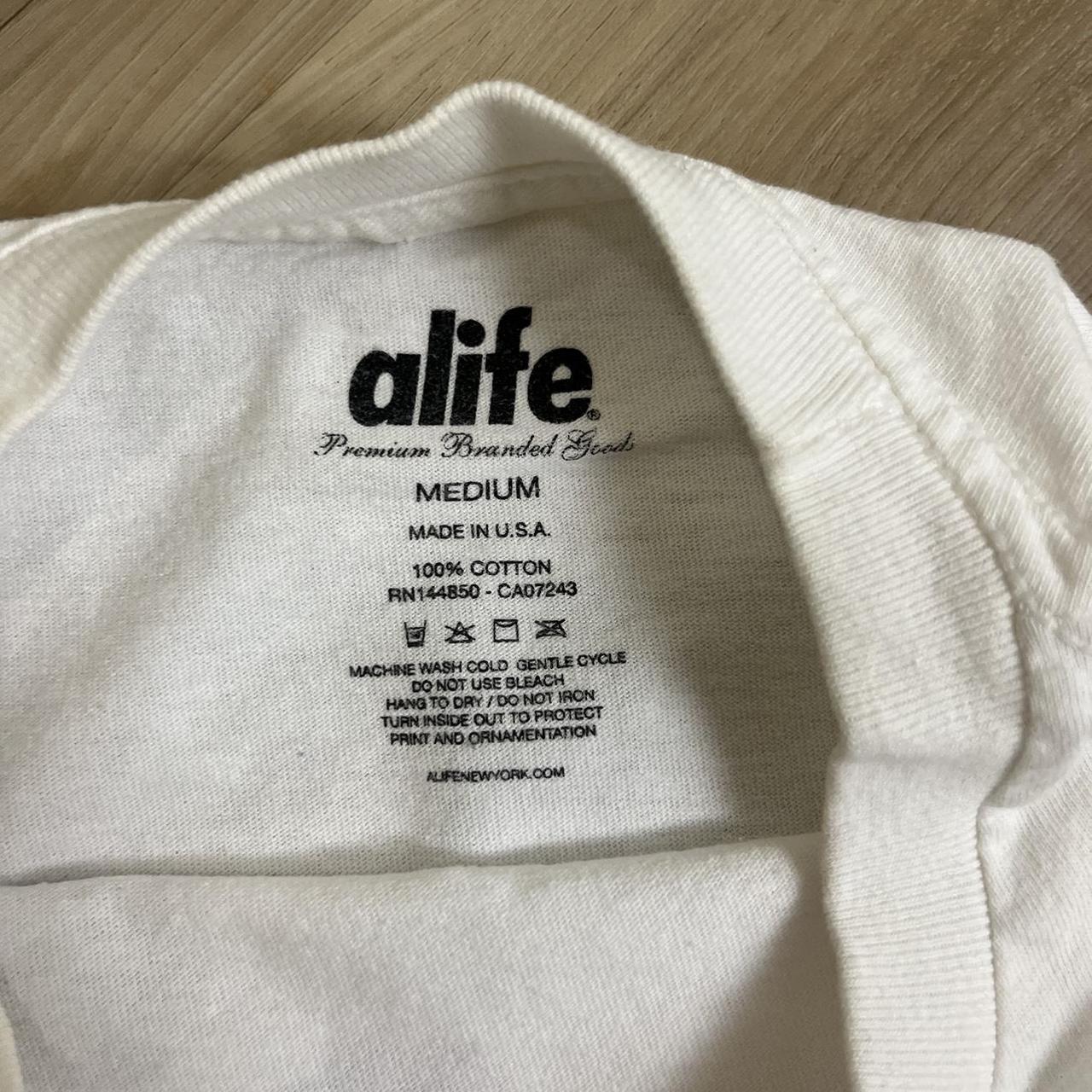 white alife tee size medium #alife #vintage... - Depop