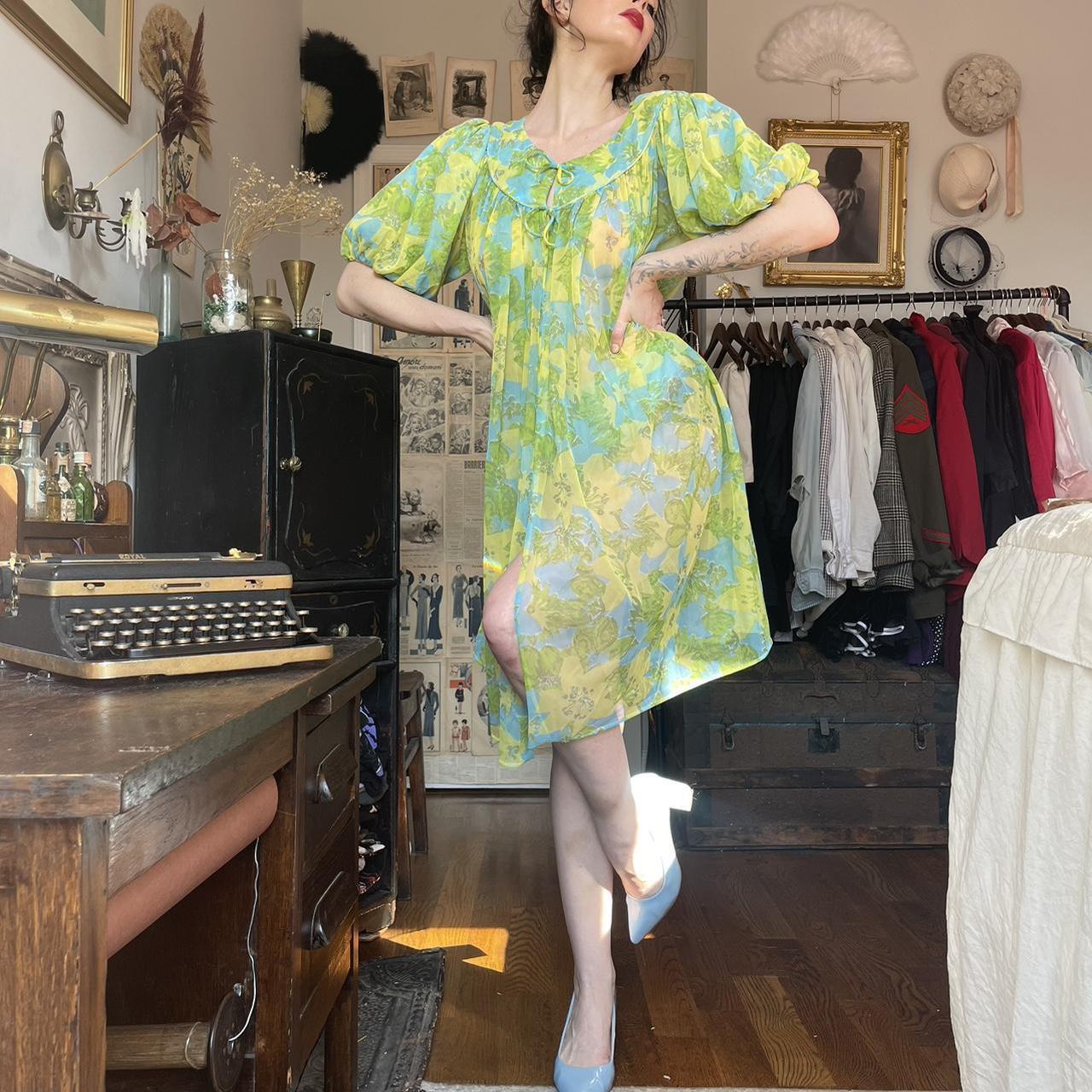 Vintage 60s chiffon peignoir robe • Retro chiffon... - Depop