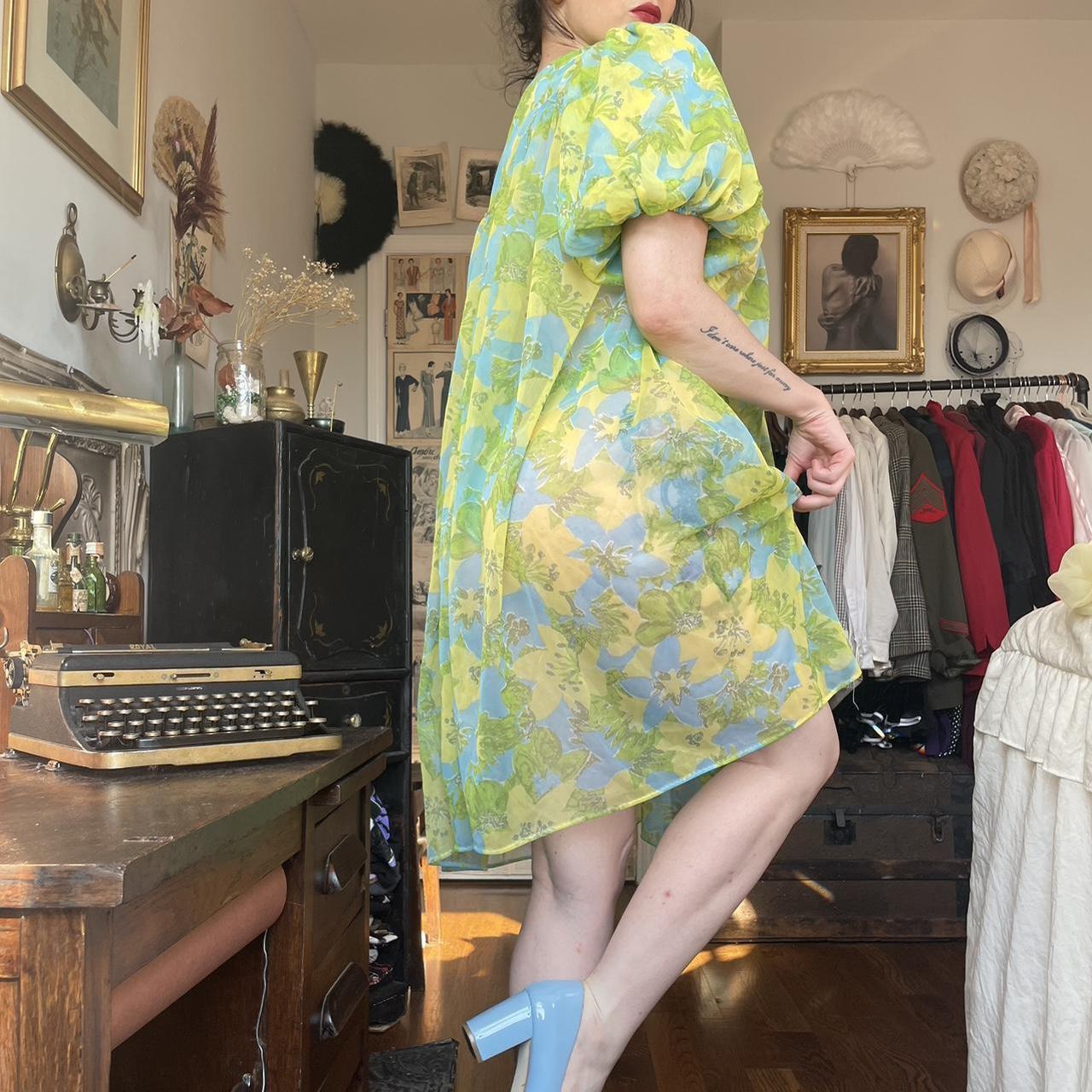 Vintage 60s chiffon peignoir robe • Retro chiffon... - Depop