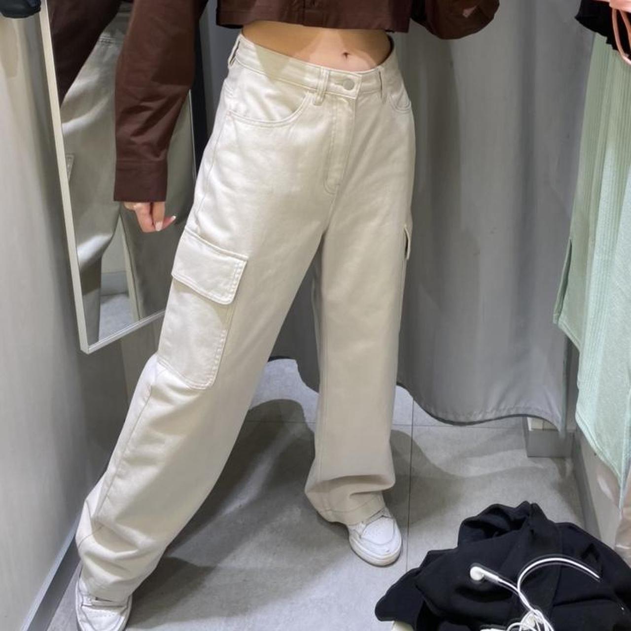 Cream cargo jeans H&M Size 6 Worn a few times... - Depop