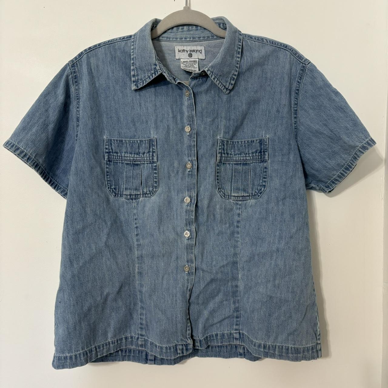 vintage denim button up top women’s size large front... - Depop