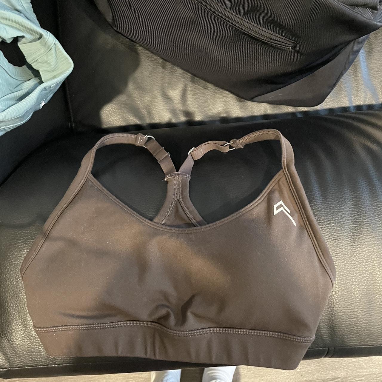 Oner active sports bra, size small. GREAT CONDITION - Depop