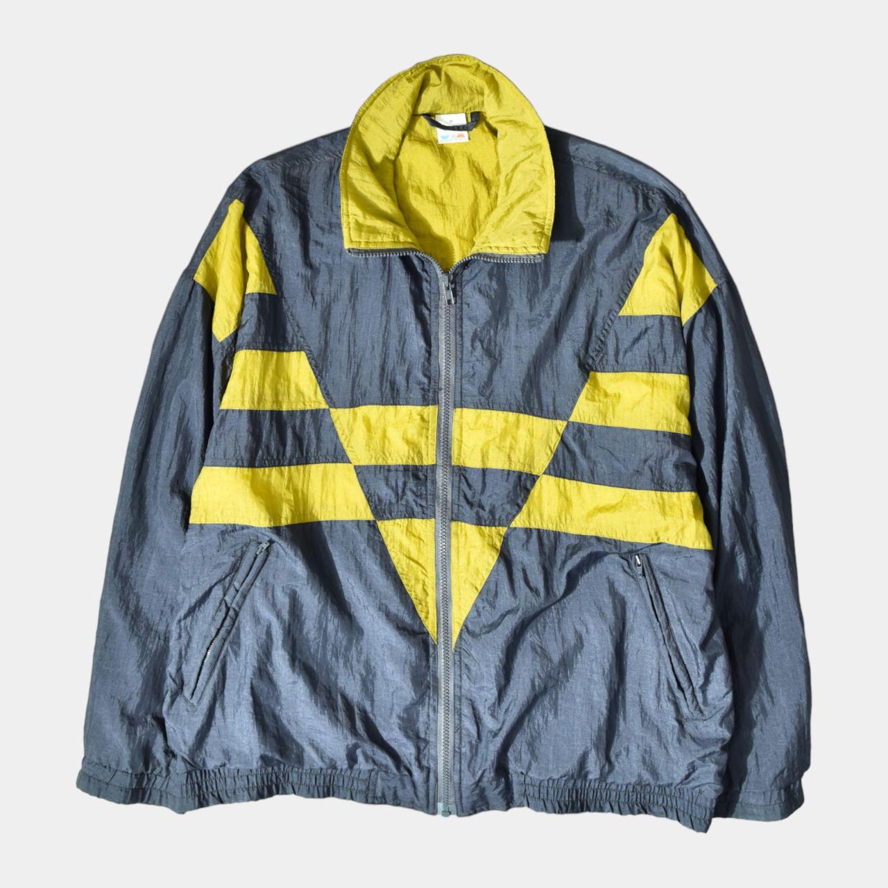 (M) 2000's | Vintage Shell Jacket Full Zip... - Depop