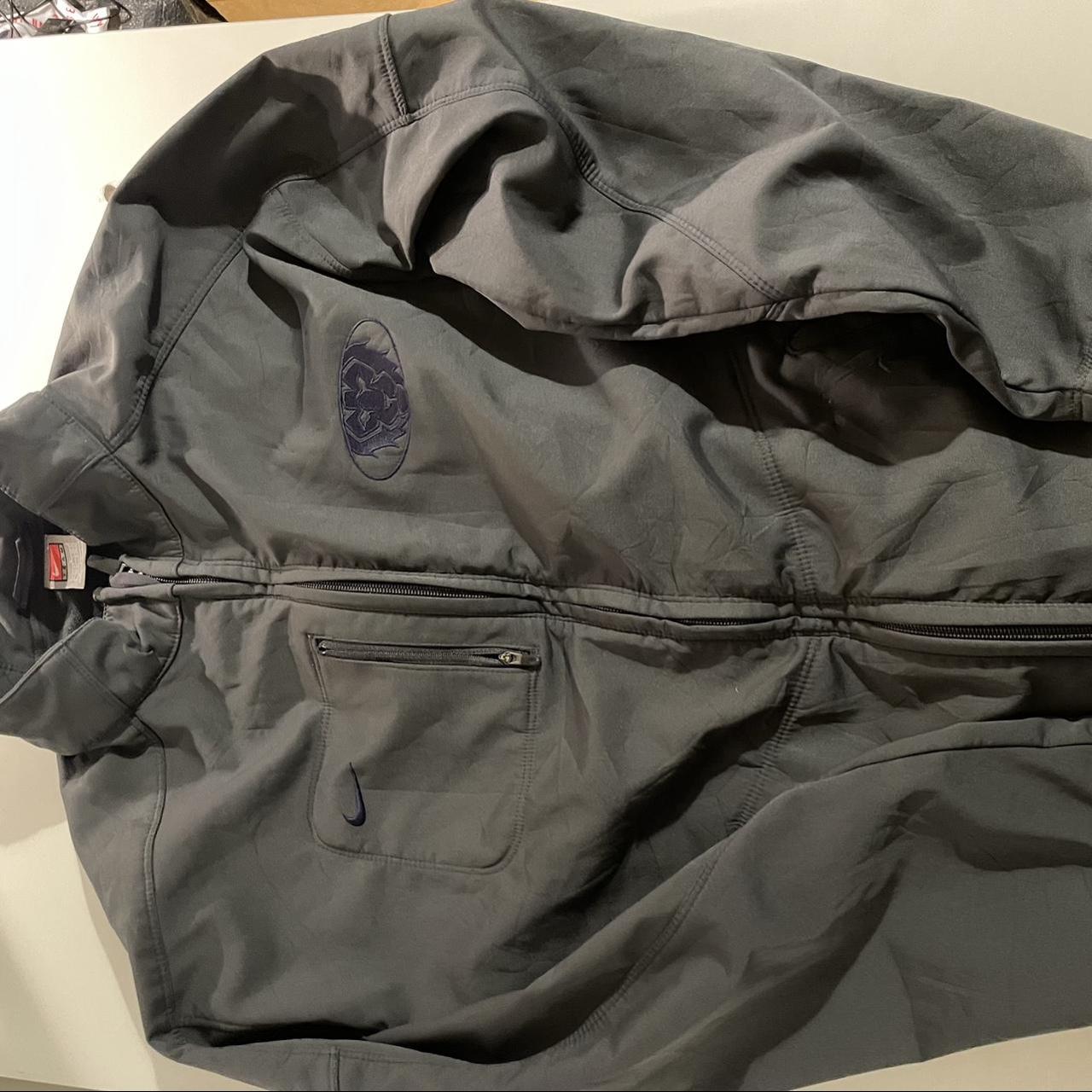 Vintage Nike Softshell Jacket Very warm Size large - Depop