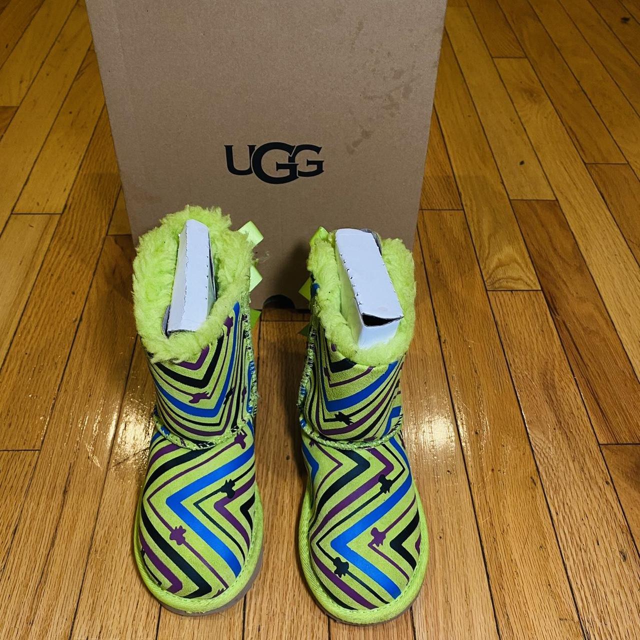 UGG T Bailey bow II Galactic Print little kids size... - Depop