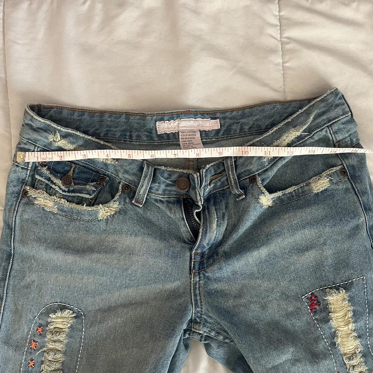 CUTE LOW RISE JEANS MEASUREMENTS ARE INCLUDED IN... - Depop