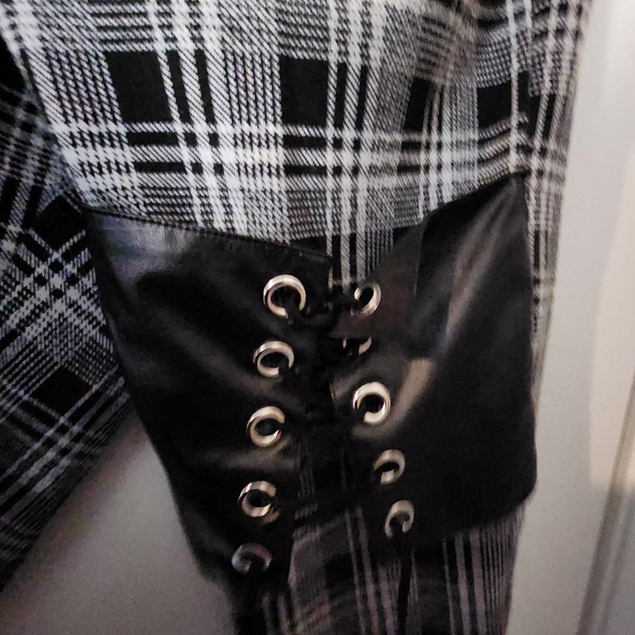 Disturbia Plaid Pants Worn a few times Excellent... - Depop