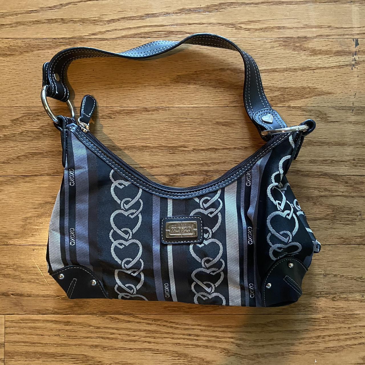 Cute Y2K XOXO Small Black Heart Purse 11x3.5x5.5... - Depop