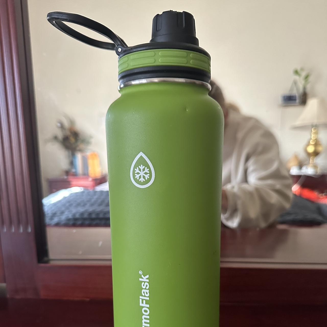 #thermoflask green 1.2L only ever been used for water. - Depop