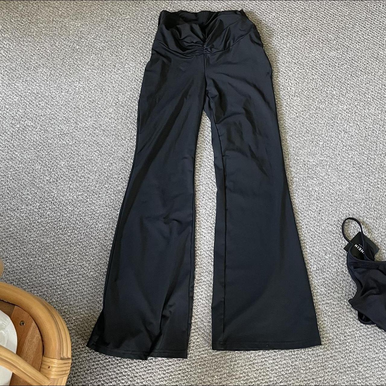 phhhh soz about the last pic! shein flares, good... - Depop